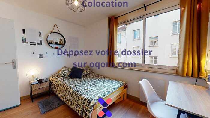 Appartement à louer - Charras, Clermont-Ferrand - 5 pièces - 4 chambres