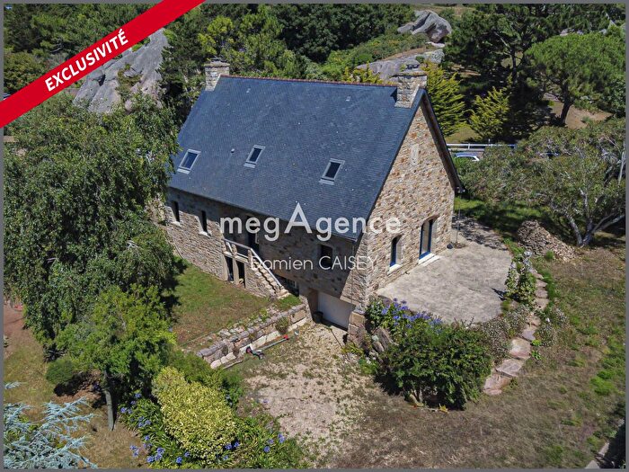 Maison à vendre - Trégastel - 4 pièces - 3 chambres