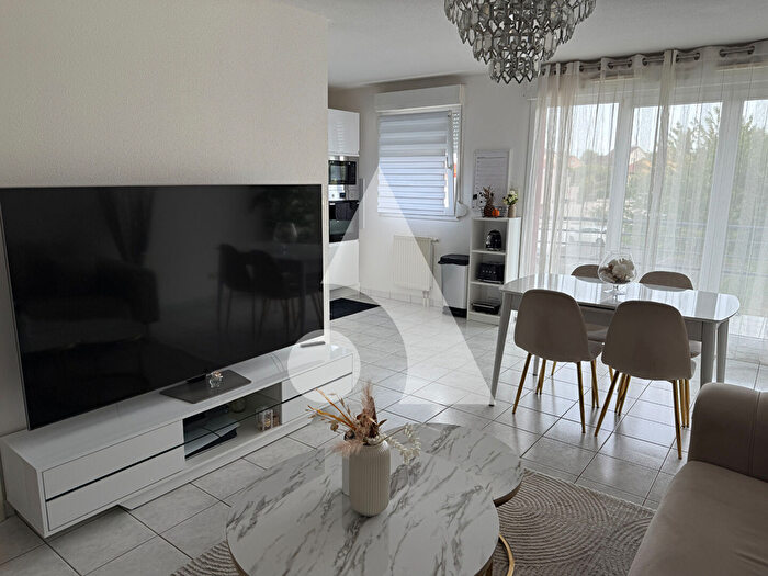 Appartement à vendre - Montbéliard, Faubourg, Mont-Chevis, Chiffogne, Citadelle - 2 pièces - 1 chambre