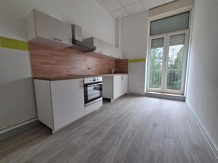 Appartement à louer - Flace-Liberte, Mâcon - 4 pièces - 3 chambres