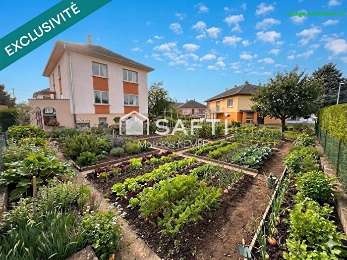 Maison à vendre - Lingolsheim, Centre-ville - 8 pièces - 6 chambres