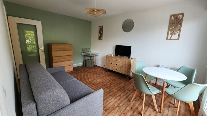 Louviers, Saint Lubin : Appartement 1 pièce à louer