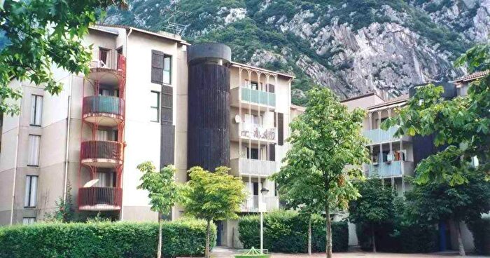 Appartement à louer - Saint-Égrève, Rochepleine - 4 pièces