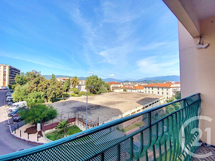 Appartement à louer - Ajaccio, La Viletta, Pietrina, Gare - 1 pièce