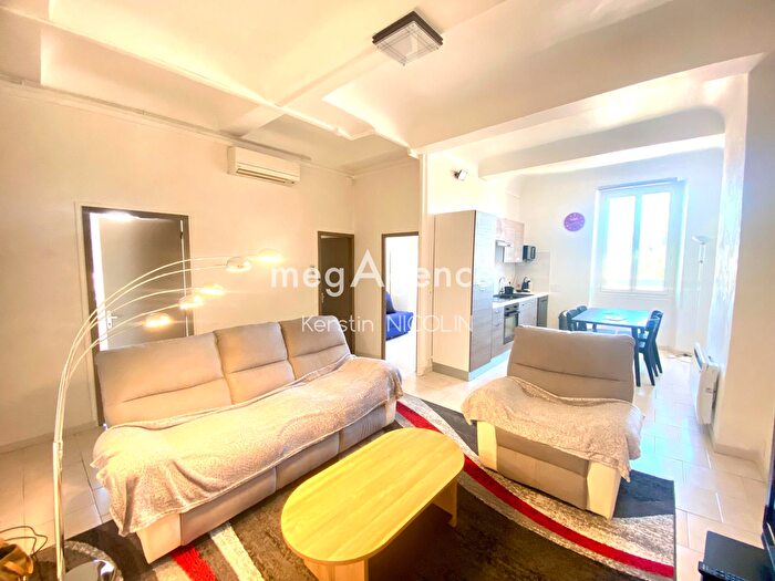 Brignoles, Centre-ville, Vieille ville : Appartement 3 pièces à vendre