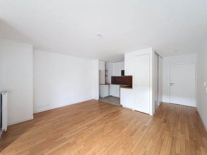 Appartement à vendre - Voisins-le-Bretonneux - 4 pièces - 3 chambres