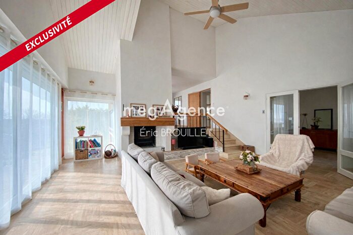 Maison à vendre - Villemoisan - 8 pièces - 4 chambres