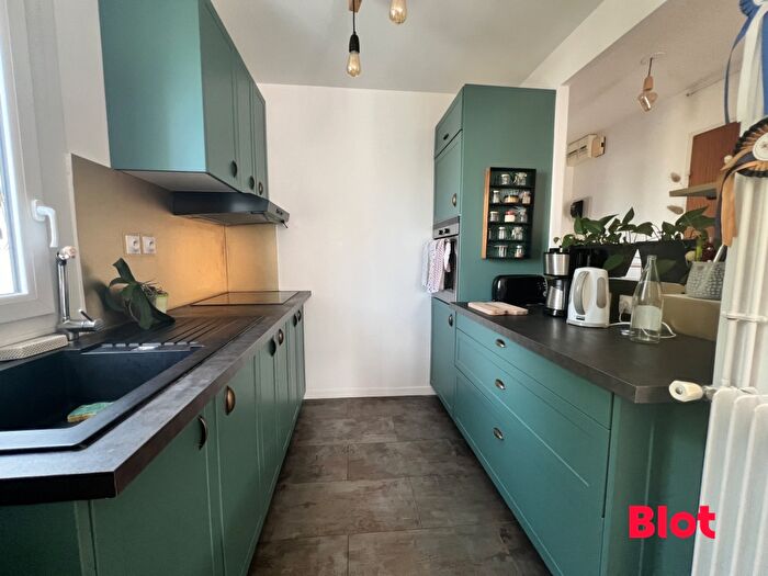 Appartement à vendre - Vannes, Kercado - 2 pièces - 1 chambre