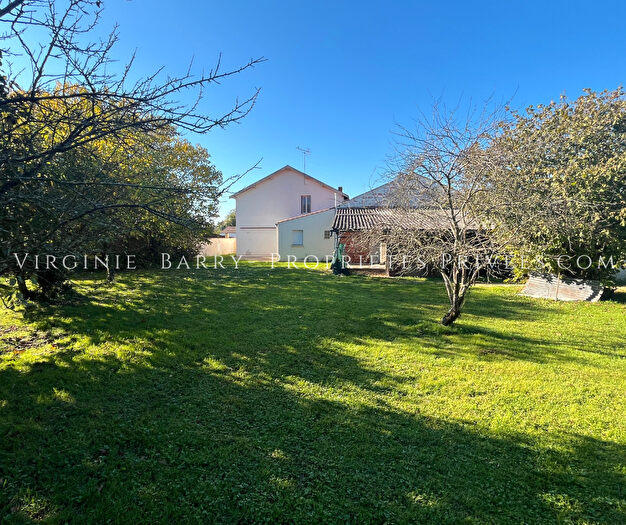 Maison à vendre - Bords - 6 pièces - 5 chambres