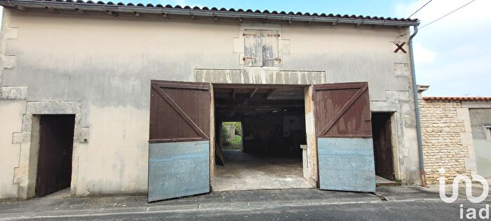 Maison à vendre - Saint-Jean-dAngély - 3 pièces - 3 chambres