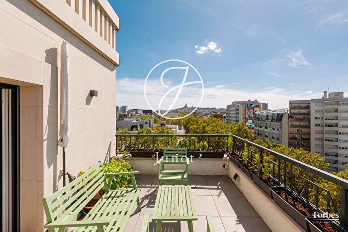 Saint-Ouen, Debain : Appartement 5 pièces à vendre