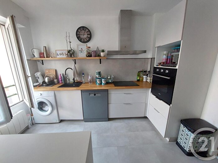 Brive-la-Gaillarde, Centre-ville, Pont Cardinal, Champanatier - Appartement 3 pièces à louer