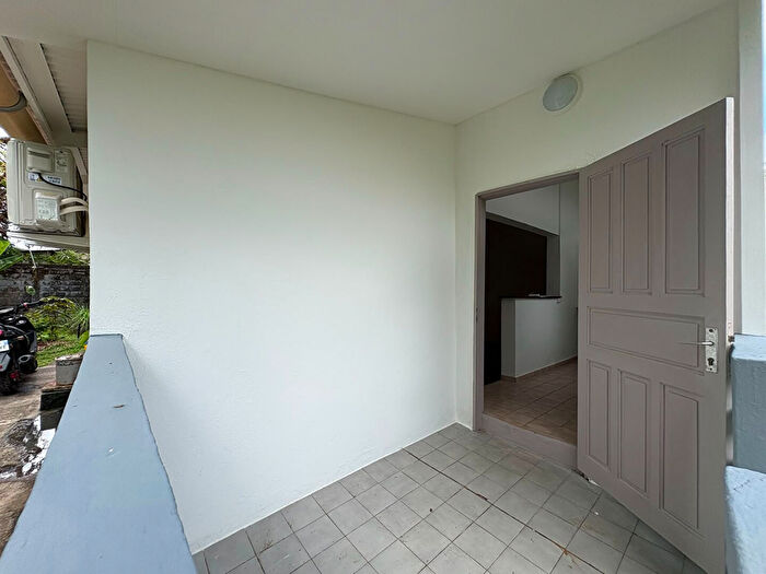 Appartement 2 pièces à louer - Cayenne