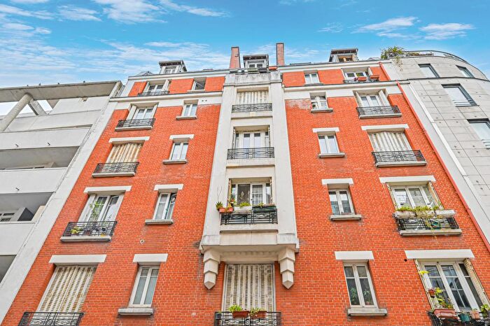 Appartement à vendre - Paris e , Belleville - 2 pièces - 1 chambre