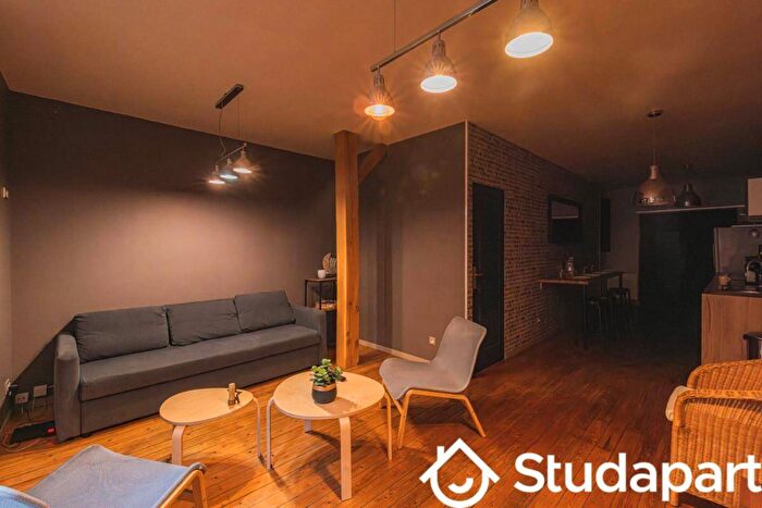 Appartement à louer - Centre Ville, Reims - 2 pièces - 1 chambre