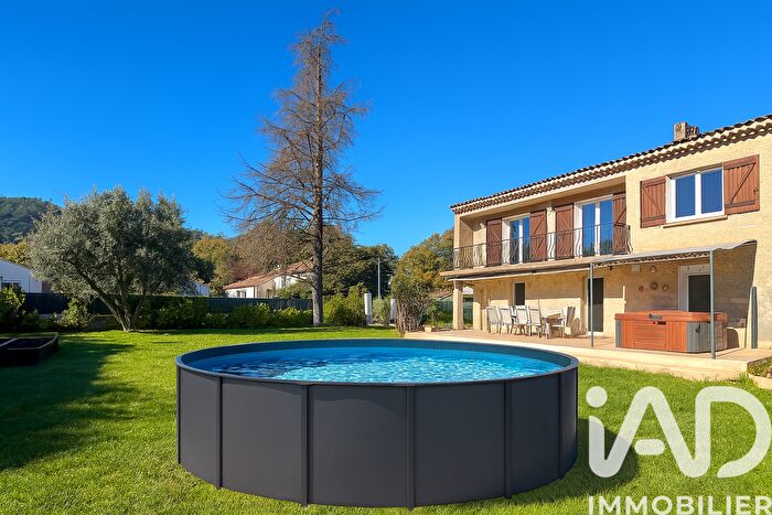 Maison à vendre - Nans-les-Pins - 7 pièces - 5 chambres