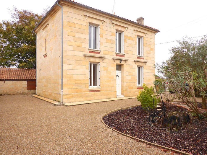 Saint-André-de-Cubzac : Maison 5 pièces à louer