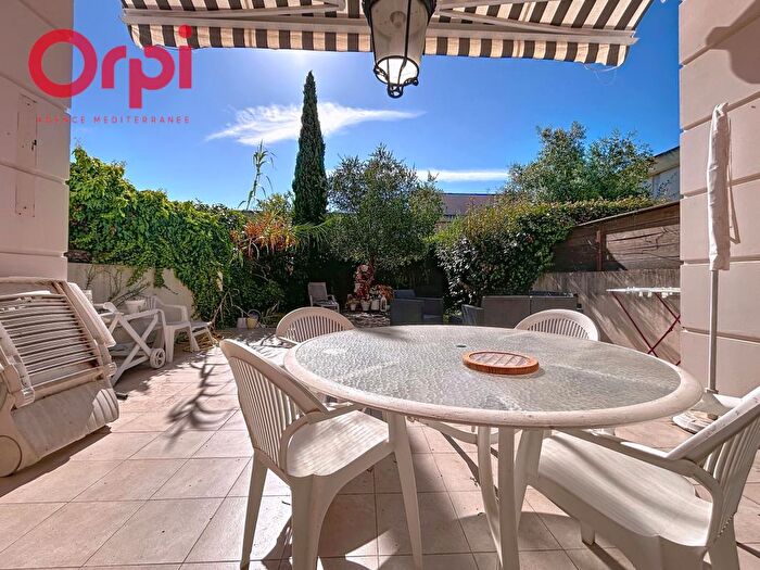 Maison à vendre - Fréjus, Villeneuve - 5 pièces - 4 chambres