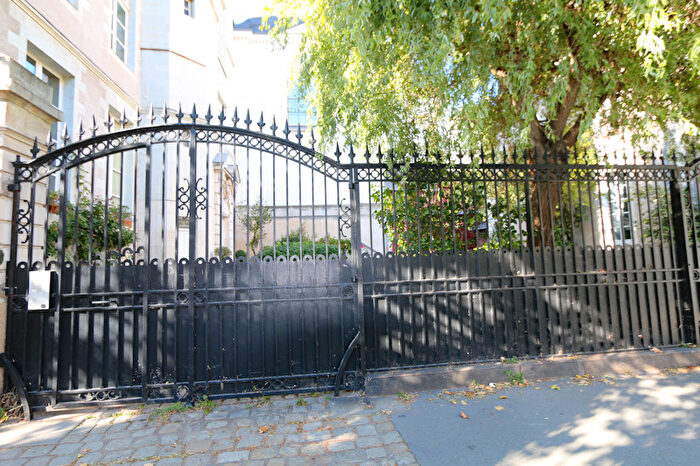 Appartement à vendre - Nantes, Centre-ville - 4 pièces - 3 chambres