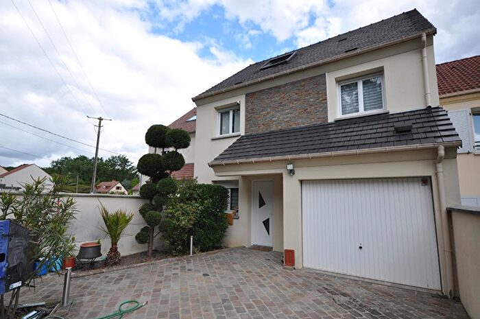 Maison 7 pièces à Boissy-sous-Saint-Yon, à vendre