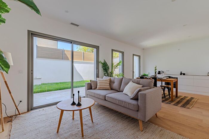 Maison à vendre - Mérignac, Beaudésert - 6 pièces - 4 chambres