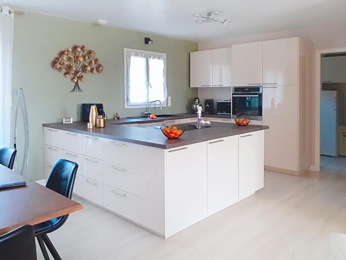 Maison à vendre - Mansle - 4 pièces - 3 chambres