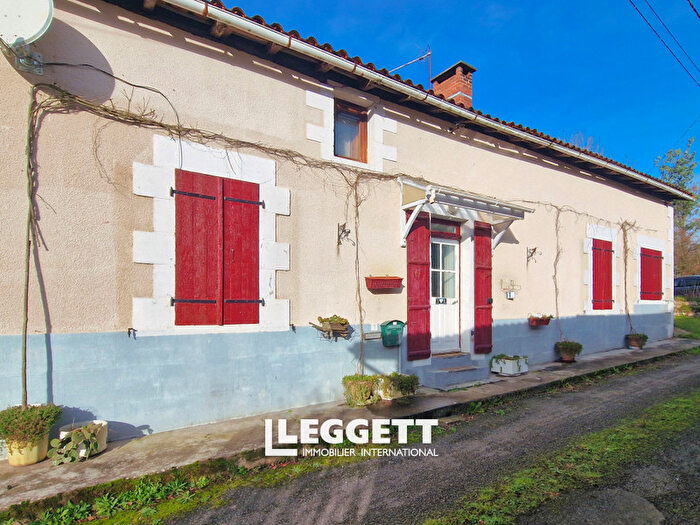 Maison à vendre - Chabrac - 5 pièces - 3 chambres