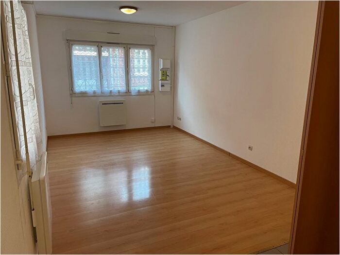 Lomme, Bourg, Délivrance : Appartement 1 pièce à louer