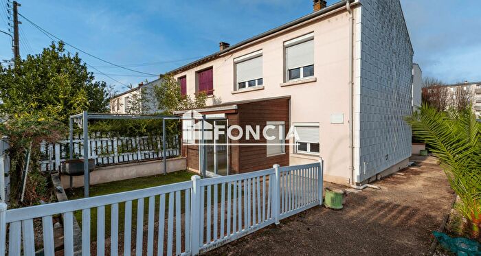 Maison à vendre - Saint-Jean-de-la-Ruelle, Gambetta, Madeleine, Dix Arpents, Clos Neuf - 5 pièces - 3 chambres