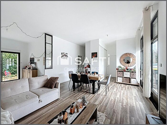 Maison à vendre - Esvres - 6 pièces - 4 chambres