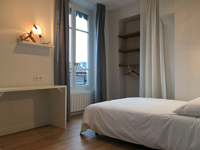 Appartement 4 pièces à louer à Lyon 2ème, Perrache, Confluence