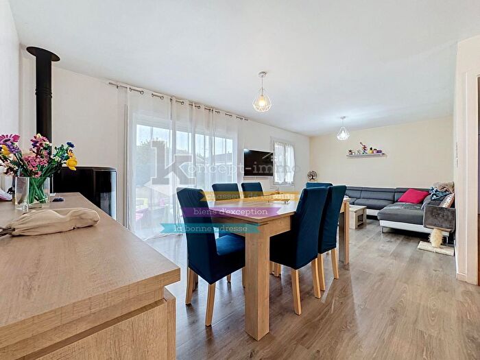 Maison 5 pièces à vendre à Neuilly-sous-Clermont