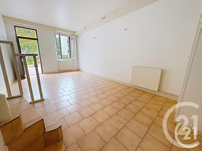 Maison 4 pièces à louer à Pont-Audemer