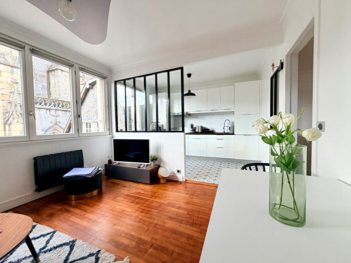 Appartement à vendre - Vannes, Centre-ville, Le Port - 2 pièces - 1 chambre