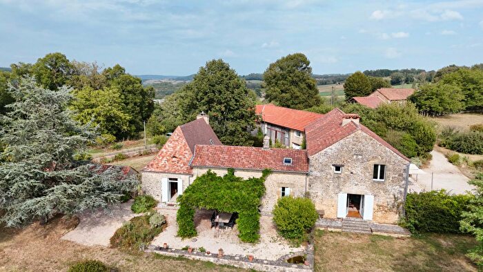 Maison à vendre - Carves - 13 pièces - 10 chambres