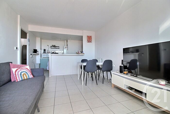 Appartement à vendre - Pessac, Bourg - 3 pièces - 2 chambres