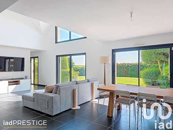 Maison à vendre - Saint-Jacques-sur-Darnétal - 7 pièces - 5 chambres