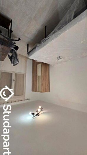 Appartement à louer - La Colle, Antibes - 1 pièce - 4 chambres