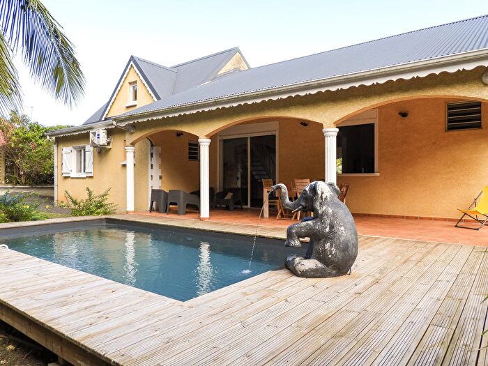 Maison à vendre - Le Moule - 6 pièces - 4 chambres