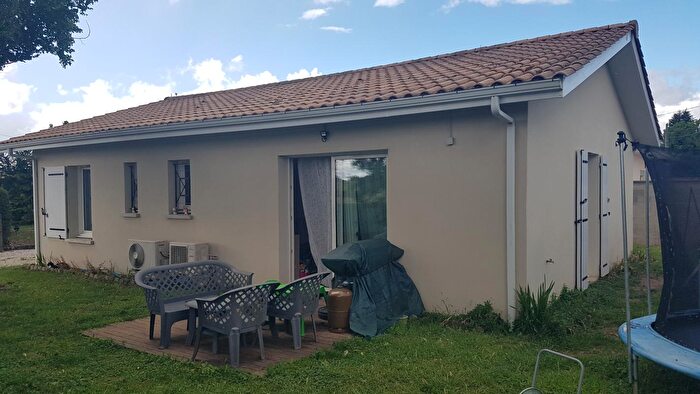 Maison 4 pièces à Castres-Gironde, à vendre