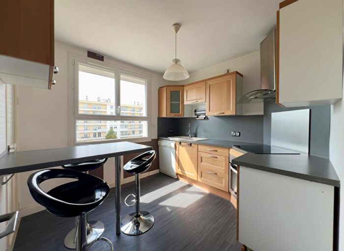 Appartement 4 pièces à Cholet, Notre Dame, à vendre