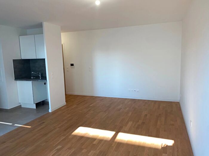 Colombes, Charles de Gaulle - Appartement 3 pièces à louer