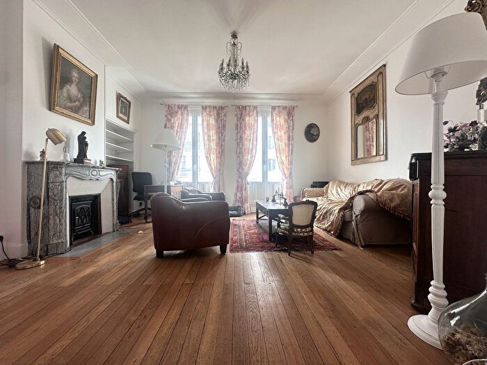 Appartement à vendre - Vichy, Thermal - 4 pièces - 2 chambres