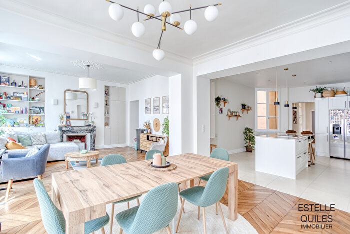 Versailles, Saint-Louis - Appartement 5 pièces à vendre