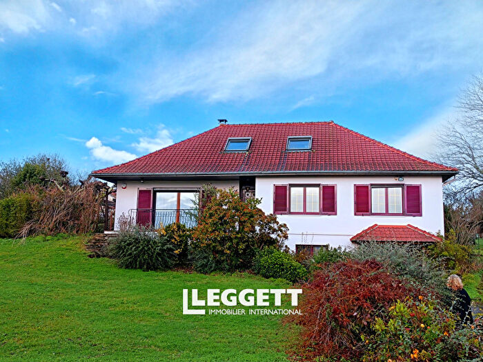 Maison 8 pièces à Saint-Priest-sous-Aixe, à vendre