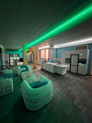 Maison à vendre - Le Robert - 10 pièces - 5 chambres