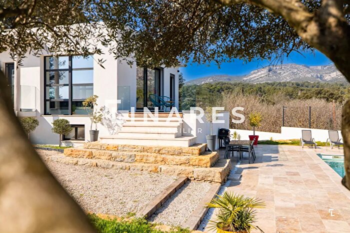 Maison à vendre - Marseille e , Les Camoins - 5 pièces - 4 chambres