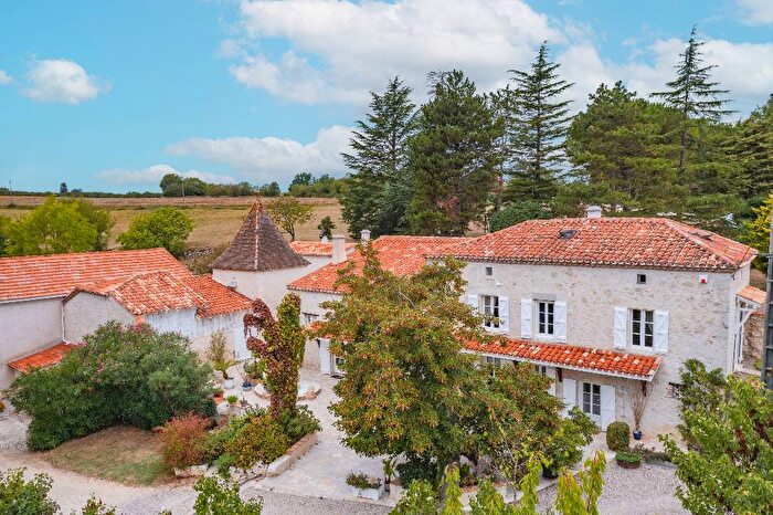 Pujols : Maison 9 pièces à vendre