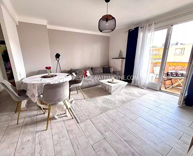 Appartement 3 pièces à Tignes et Sevigne, Le Cannet, à louer