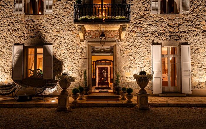 Maison à vendre - Chambéry - 12 pièces - 8 chambres